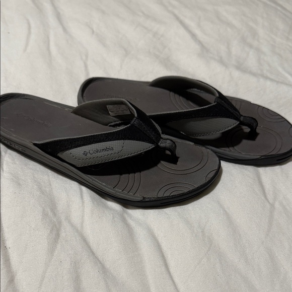 Columbia | Shoes | Youth Columbia Black And Gray Flip Flops | Poshmark